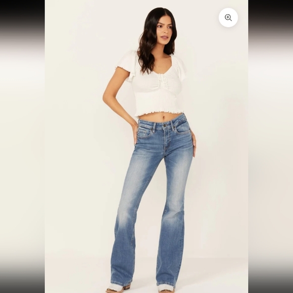 Idyllwind | Jeans | Idyllwind Mid Rise Classic 7s Casual Retro Flare ...